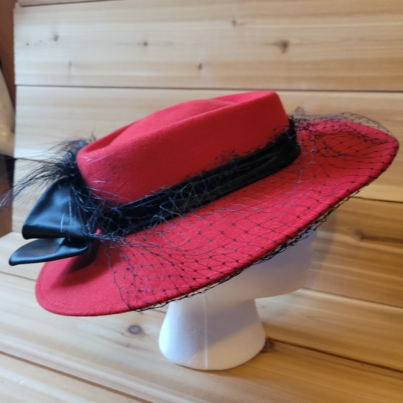 Michael Howard | Accessories | Vintage Michael Howard Wool Hat Miss ...